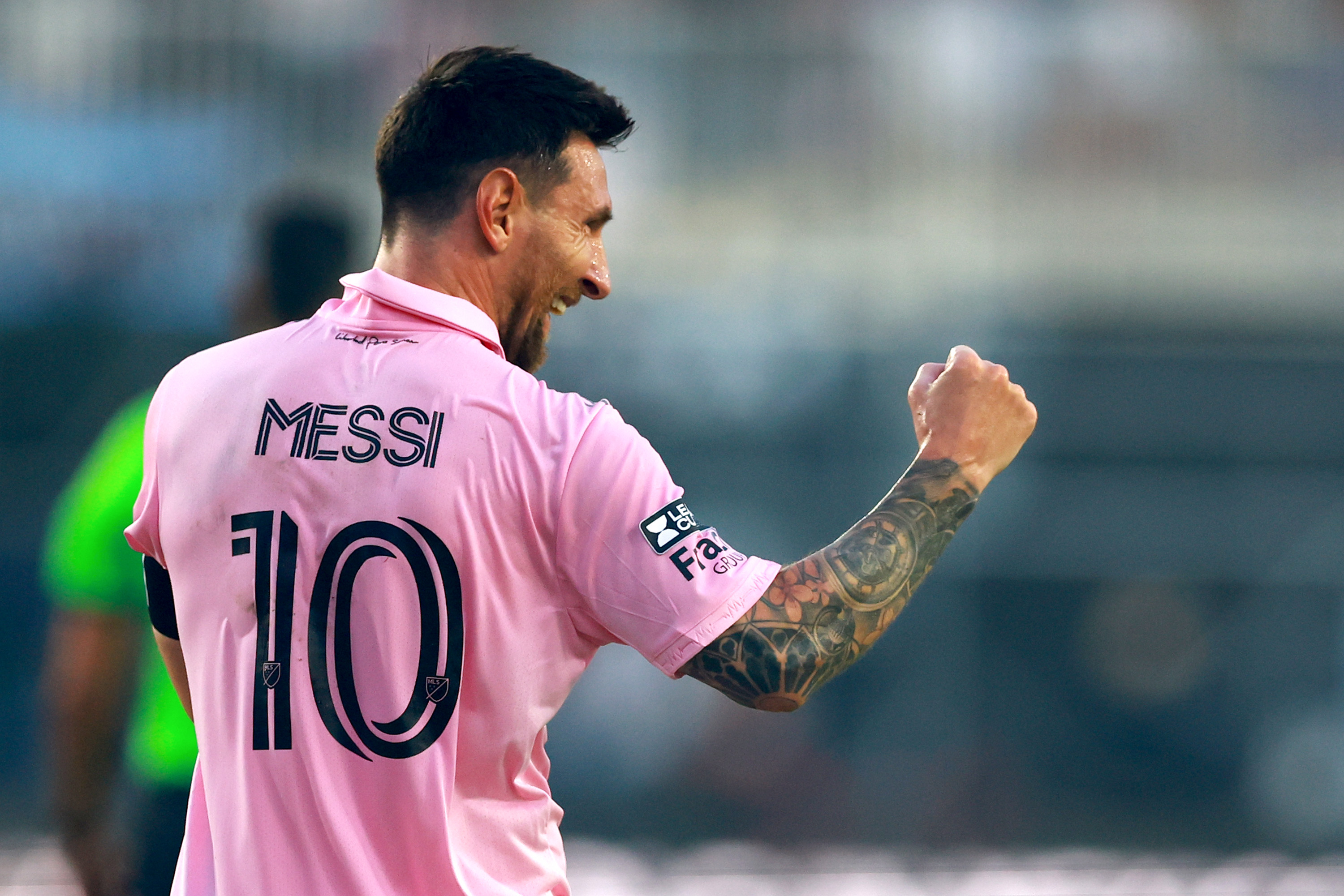 Messi Mit Tattoos Lionel Messi Tattoo